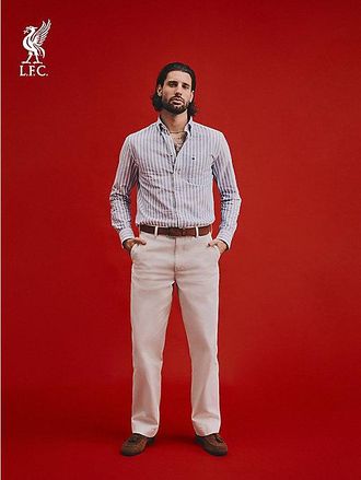 Tommy Hilfiger Chino d&eacute;contract&eacute; en serg&eacute; d&eacute;lav&eacute;