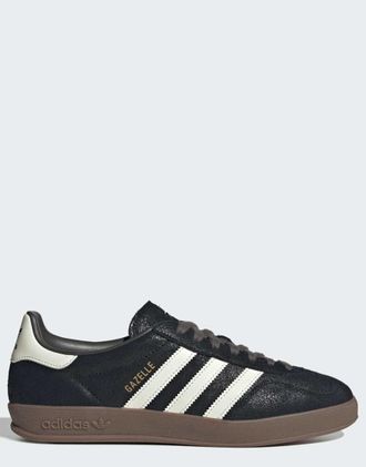 adidas Originals Gazelle chaussures indoor en noir intense / blanc cass&eacute;