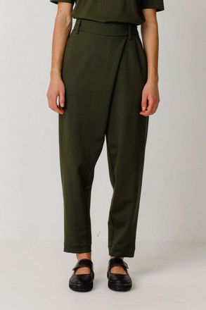 SKFK Damen vegan Hose Ezama Karottenschnitt Gr&uuml;n
