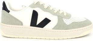 Veja Male V-10 Prime Pure Black Clay 8 Medium