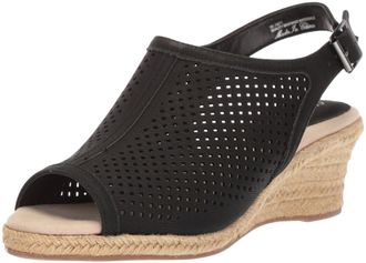 Easy Street Womens Stacy Wedge Sandal