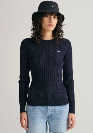 GANT Strickpullover STRETCH COTTON CABLE C-NECK mit Logostickerei auf der Brust