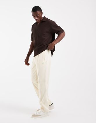 Lacoste Jogginghose in Beige mit weitem Bein-Neutral