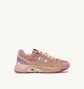 Autry SNEAKERS HYPERWAY AUS WILDLEDER UND MESH IN PHARD PINK UND DOLPHIN