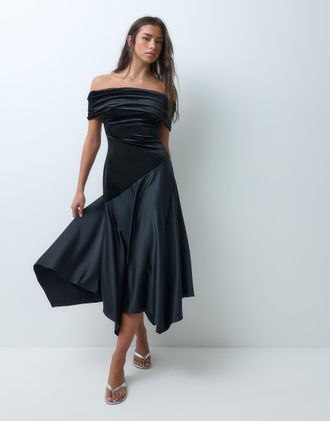 Asos Midikleid aus Samt mit Bardot-Ausschnitt und asymmetrischem Satinrock in Schwarz