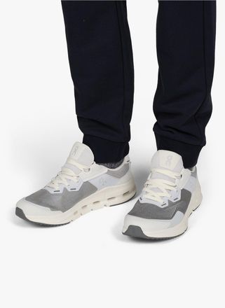 On Running Baskets bi-mati&egrave;re