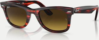 Ray-Ban Original Wayfarer - Eckige Sonnenbrille aus Acetat in Rot gestreift mit Gl&auml;sern in Braun