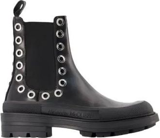 Alexander McQueen Alexander McQueen Stiefel - Tread Slick Ankle Boots - Black/White - Leather - Gr. 41 (EU) - in Schwarz - f&uuml;r Damen