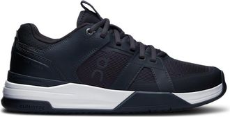 On THE ROGER Clubhouse Pro