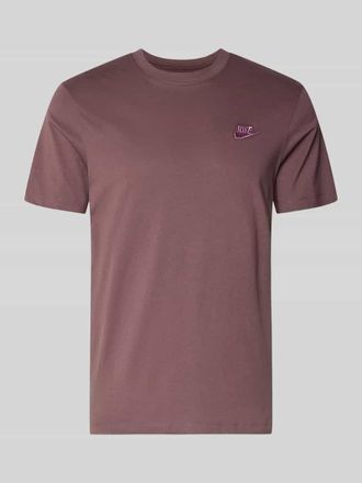 Nike T-Shirt mit Label-Stitching