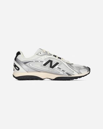 Arket Sneaker 204L Von New Balance -Wei&szlig;