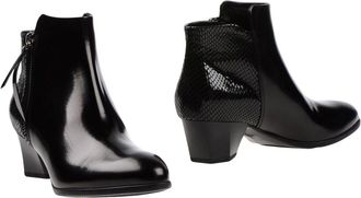 Hogan SCHUHE - Stiefeletten auf YOOX.COM