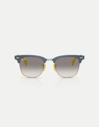 Ray-Ban Rb3807m Scuderia Ferrari Collection eckige Sonnenbrille mit grauen Gl&auml;sern in geb&uuml;rstetem Blau auf Silber