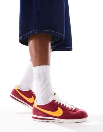 Nike Cortez TXT - Unisex-Sneaker in Rot