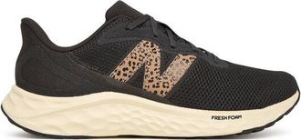 New Balance Laufschuhe Fresh Foam Arishi V4 Schwarz