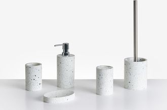 Beliani Badaccessoires Set 5-teilig Kunstharz wei&szlig; Terrazzo Optik Badausstattung Perene