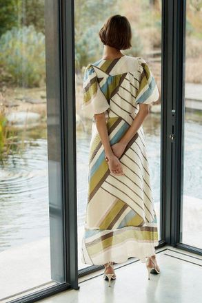 Next Midikleid Midikleid mit Wickeldesign und kurzen Puff&auml;rmeln (1-tlg)