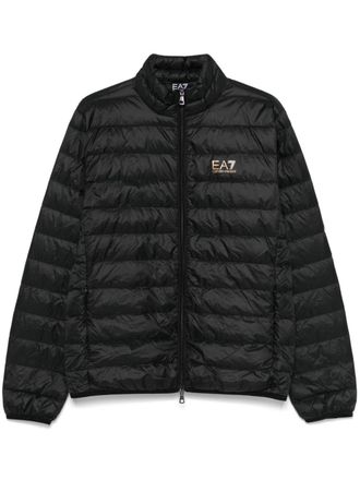 Emporio Armani veste Core Identity - Noir