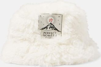 Perfect Moment Hut aus Faux Shearling