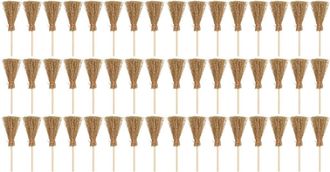 Exceart 50 St&uuml;cke Puppenhaus Miniatur Halloween Mini Besen Mini Hexenbesen zum Basteln Strohbesen Halloween Besen Fassung Besen Halloween