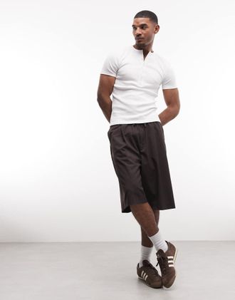 Weekday Short de tailleur oversize - Marron fonc&eacute; chin&eacute;-Brown