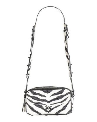 Pinko SACS - Sacs port&eacute; &eacute;paule sur YOOX.COM