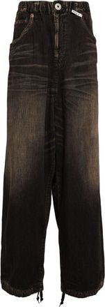 Miharayasuhiro Straight-Leg-Jeans mit Logo-Patch - Braun