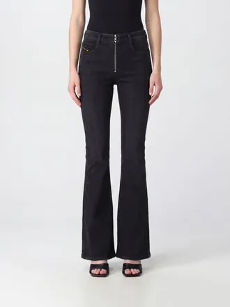 Diesel Flared Jeans 1973 D-Partt aus Stretch-Denim mit mittlerer Taille