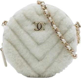 Chanel Pre-owned Sac bandouli&egrave;re matelass&eacute; en peau lain&eacute;e - Femme - Pre-owned - Blanc - Taille: ONE Size