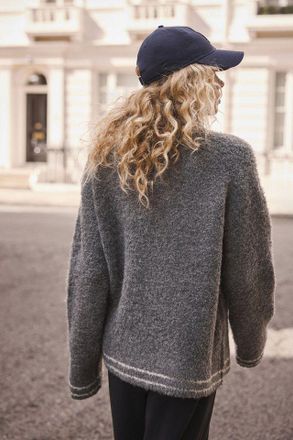 Next Troyer Sportlicher Boucl&eacute;-Pullover mit RV-Ausschnitt (1-tlg)