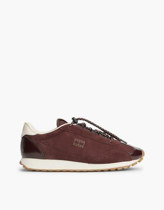 Tommy Jeans Archive Sneaker aus Wildleder mit Schnellschn&uuml;rung in Dunkelbraun
