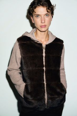 Gerard Darel Gilet zipp&eacute; en cachemire et fausse fourrure - ROSELYNE - Beige