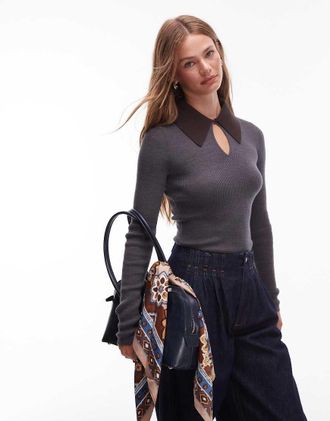 & Other Stories Top ajusté en laine et mohair mélangés avec col polo - Gris