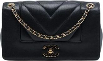 Chanel Pre-owned Sac bandouli&egrave;re matelass&eacute; Chevron - Femme - Pre-owned - Noir - Taille: ONE Size