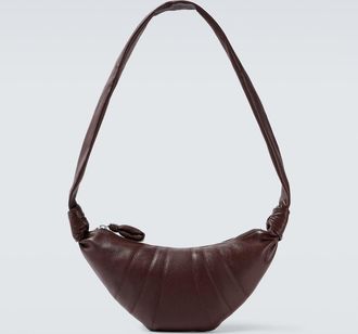 Christophe Lemaire Crossbody Bag Croissant Small aus Leder