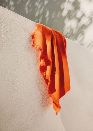 Mango Serviette de plage unie overdyed &agrave; franges orange - Home - 100x180cm - MANGO HOME