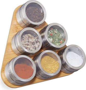 Relaxdays Gewürzregal, 6 Edelstahl Gewürzdosen, zum Streuen, magnetischer Halter aus Bambus, stehend, Gewürzboard, natur