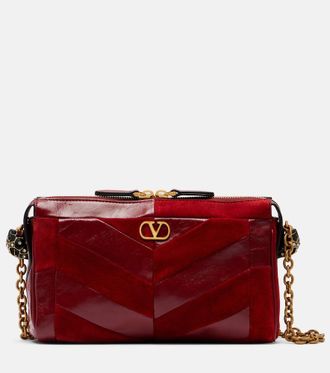 Valentino Garavani Schultertasche Panthea Small aus Leder