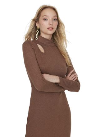 Trendyol Trendyol Damen Woman Midi Asymmetric V-Neck Woven Dress Kleid, Beige, Small