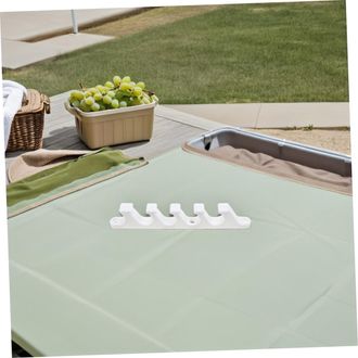 Garneck Stuhlverbinderclips Kunststoff 4 Stück 5-Fach Verstellbar Für Gartenliegestühle Terrasse Balkon Mit Fünf Zahn Haken