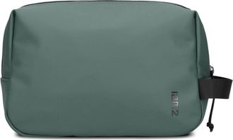 zwei Kulturbeutel Cargo