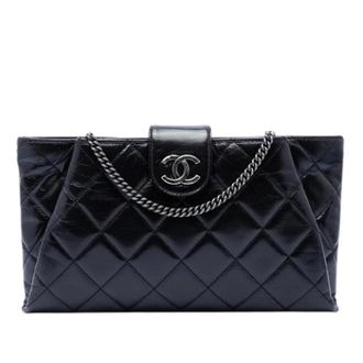 Chanel Pre-owned Gesteppte Kalbsleder Umh&auml;ngetasche - - Pre-owned - Damen - Schwarzk - ONE SIZE