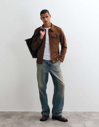 Brave Soul Studio Overshirt in Wildlederoptik in Kastanienbraun