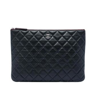 Chanel Pre-owned Sac bandouli&egrave;re matelass&eacute; en cuir dagneau - Femme - Pre-owned - Noir - Taille: ONE Size