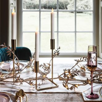 Lights4fun 8er Set warmwei&szlig;e LED Tafelkerzen Stabkerzen Echtwachs in creme 25cm