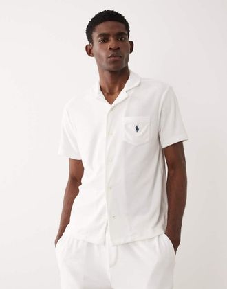 Polo Ralph Lauren Chemise densemble en tissu &eacute;ponge &agrave; manches courtes et logo embl&eacute;matique - Blanc