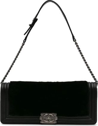 Chanel 2013-2014 East West Boy Flap Schultertasche mit Shearling - Schwarz