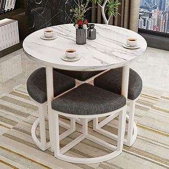 Generic Fr&uuml;hst&uuml;cksecke, runder Tisch mit St&uuml;hlen, Fr&uuml;hst&uuml;cksbar mit Tisch und St&uuml;hlen, moderner K&uuml;chentisch f&uuml;rs Abendessen