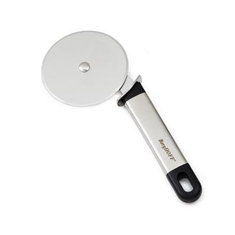 Berghoff BergHoff Pizzaschneider - Essentials (Pizzaroller aus Edelstahl, Pizza Cutter für Flammkuchen / Pizza, scharfe Klinge Edelstahl, mit Fingerschutz, Piz