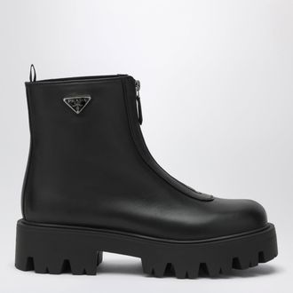 Prada Schwarze Stiefeletten aus Leder mit Rei&szlig;verschluss